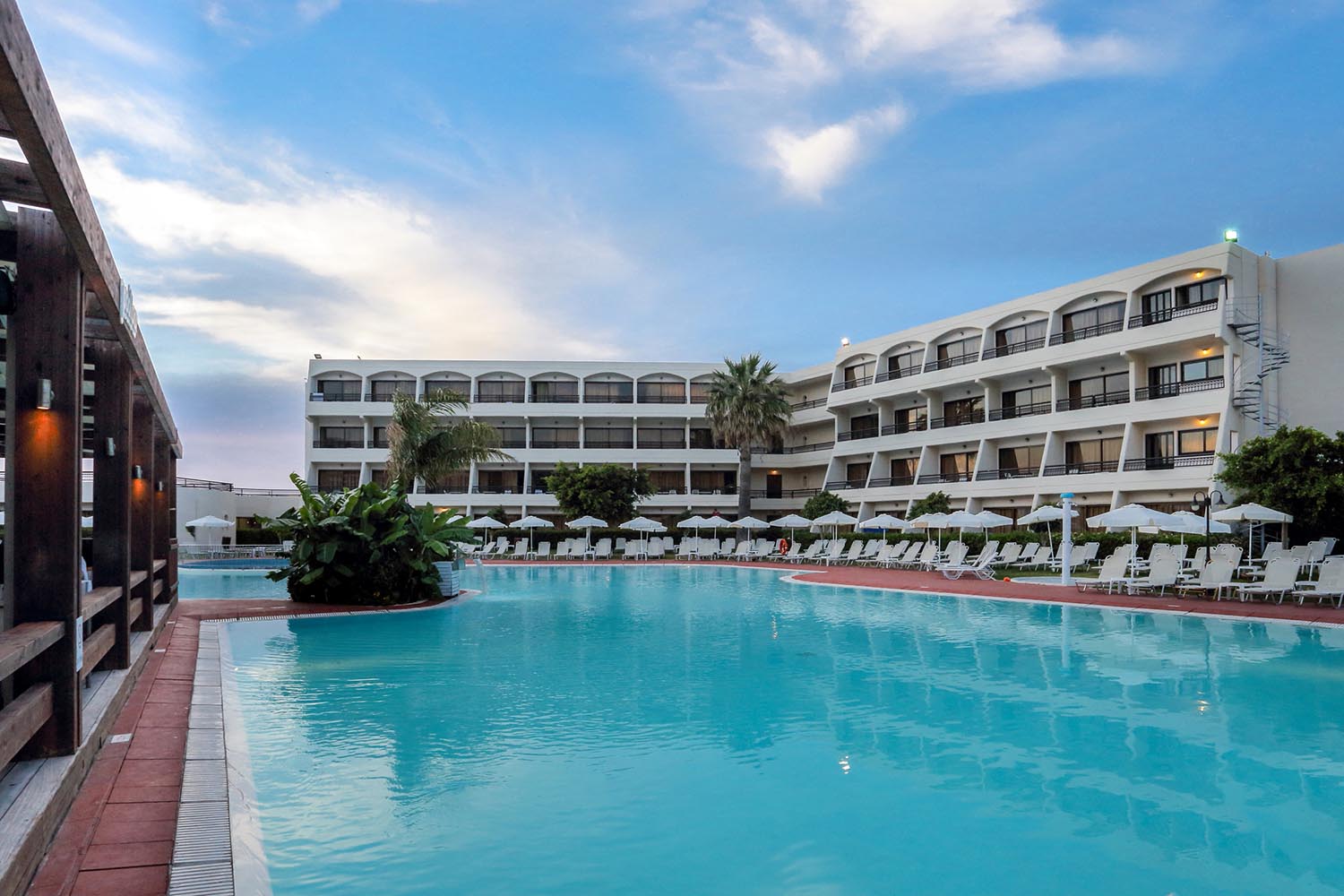 Sol by Meliá Cosmopolitan Resort | Rhodes Greece | Zeus Hotels