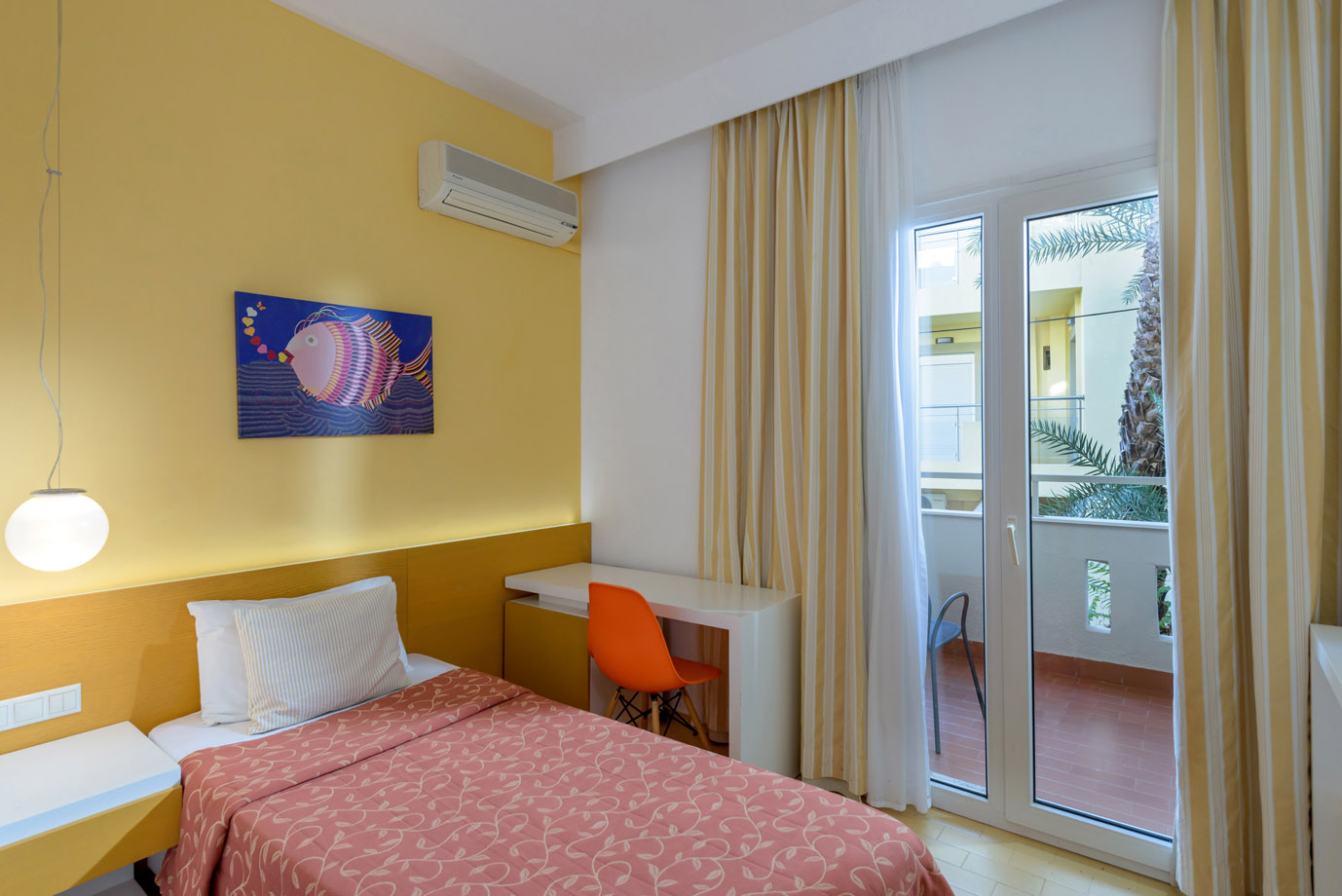 Gallery | Palm Beach | Zeus Hotels